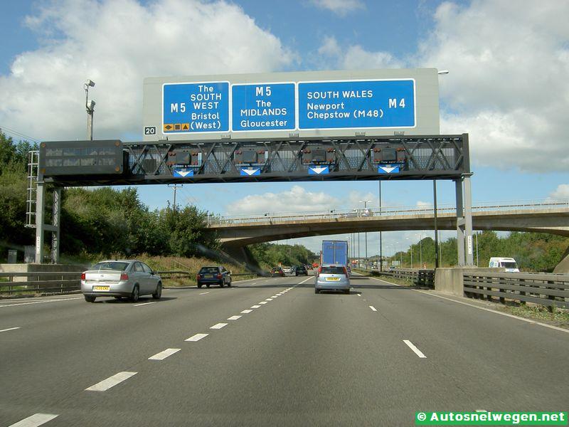 Foto's - Pictures GB-M4